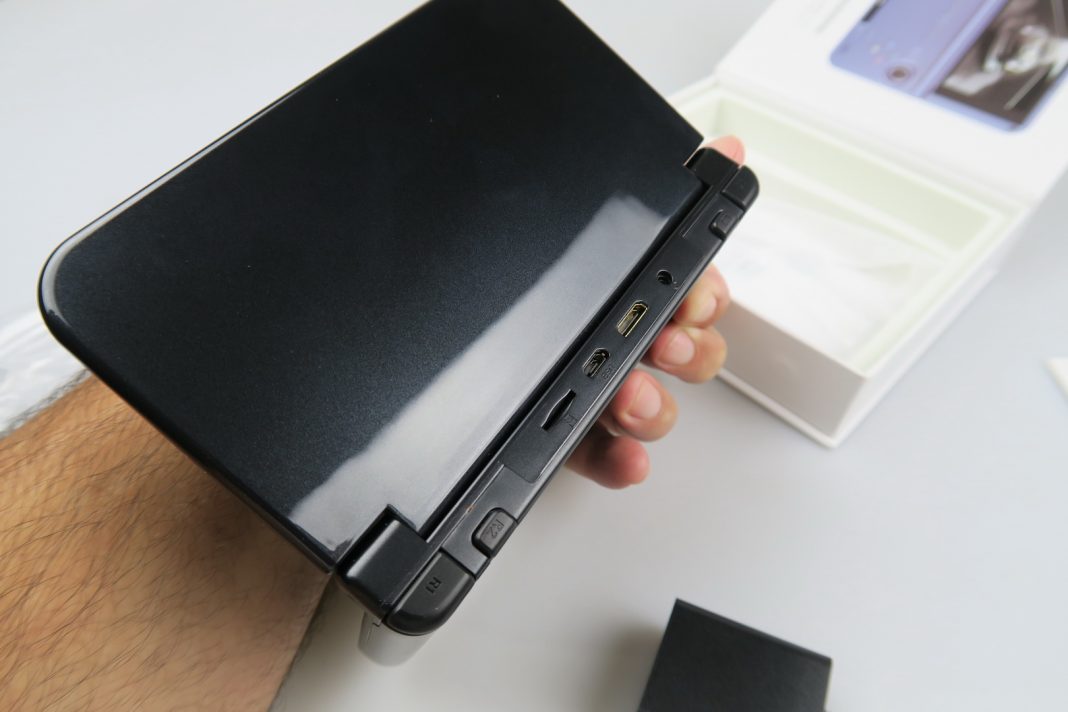 GPD XD Unboxing: 5 Inch Console Channels Nintendo DS Format and PSP ...