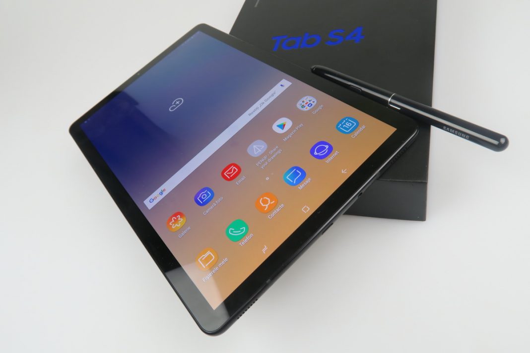 Samsung Galaxy Tab S4 Unboxing: Pricey and Powerful Tablet, Changing ...